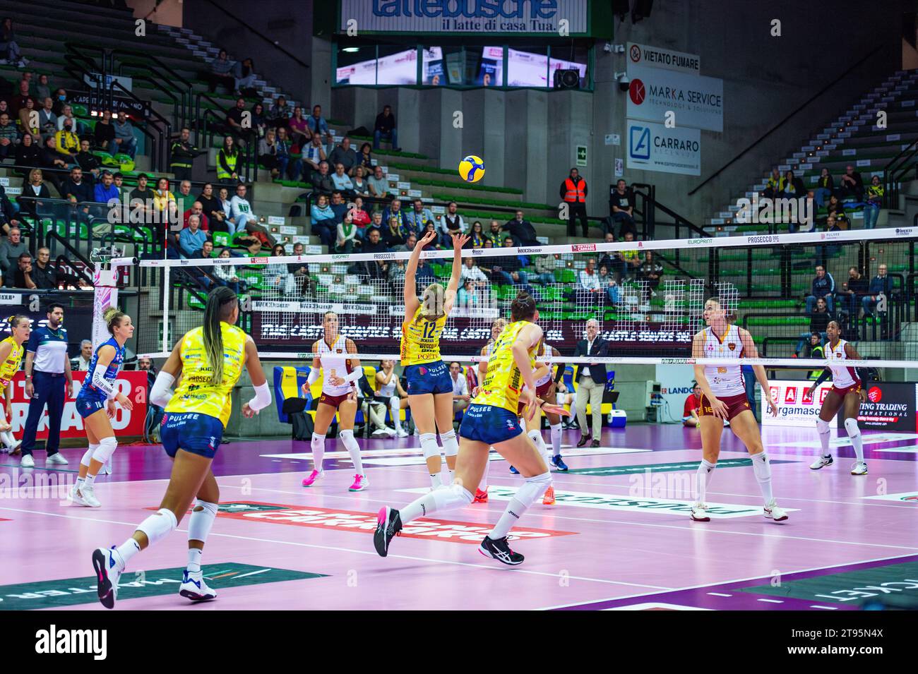 Treviso, Italy. 22nd Nov, 2023. Madison Bugg (C) of Prosecco Doc Imoco ...