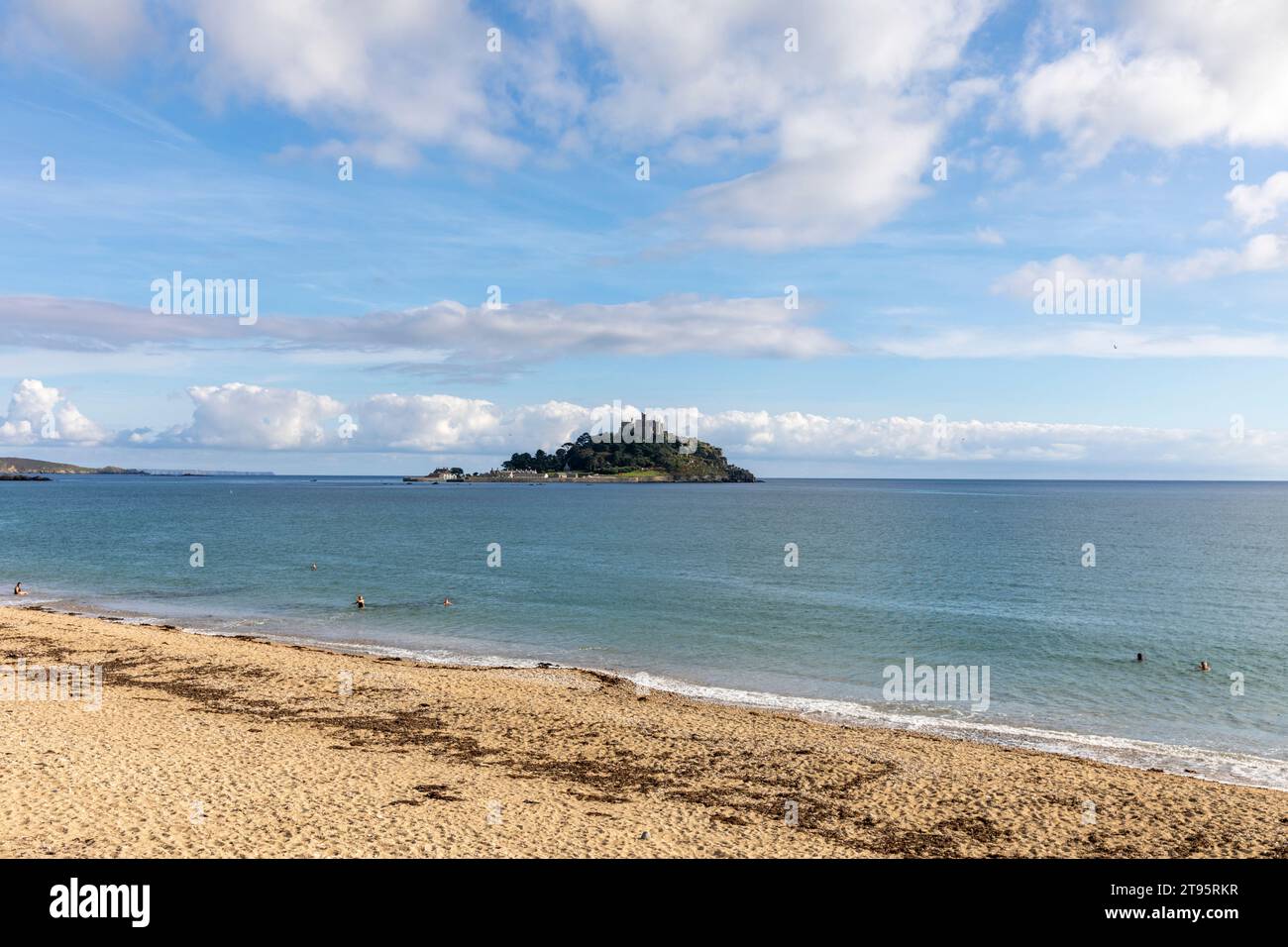 St Michael's Mount island and Marazion beach off the Cornish coast ...