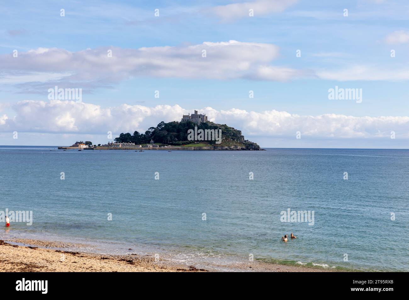 St Michael's Mount island and Marazion beach off the Cornish coast ...