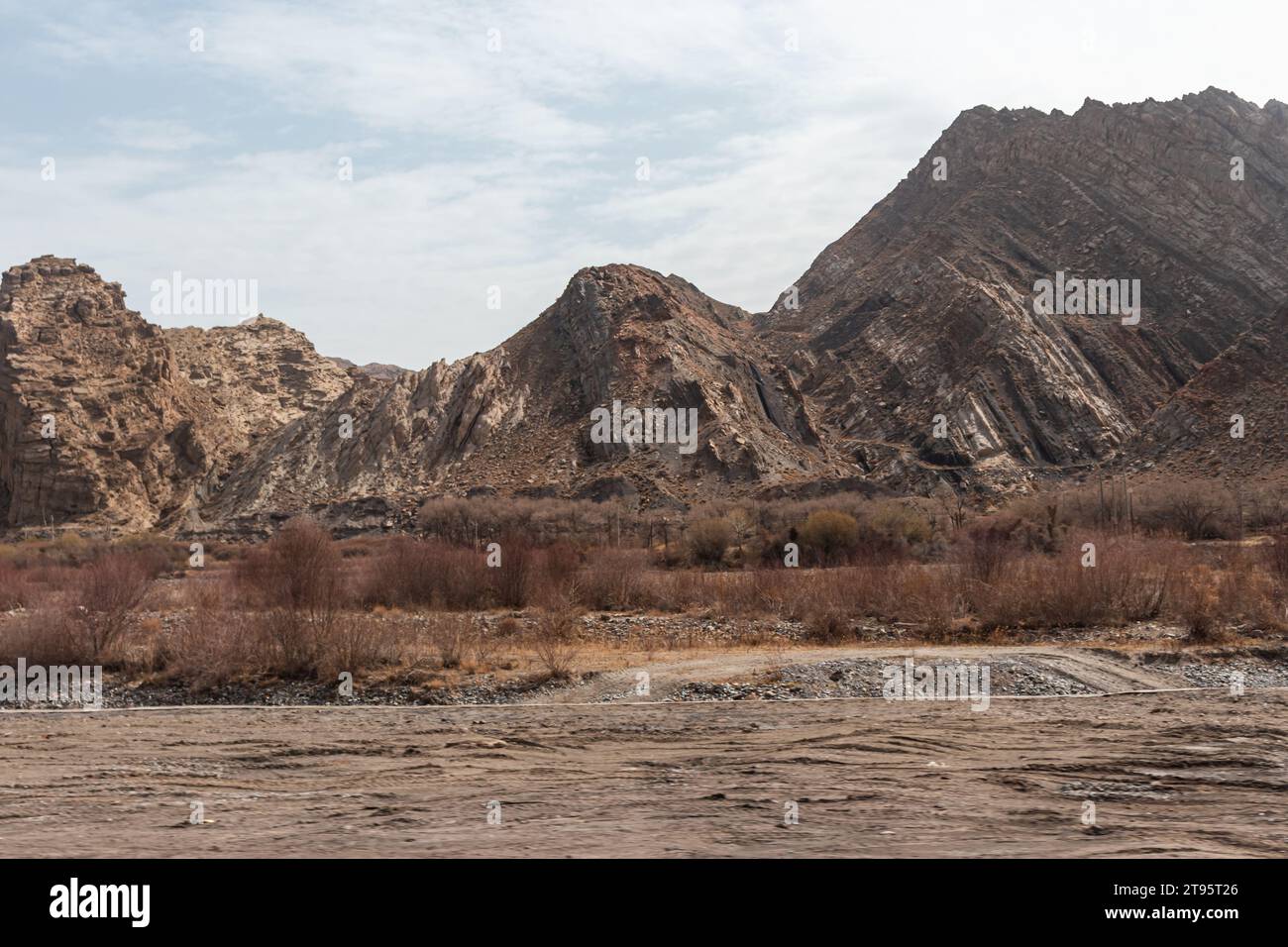 The strata standing in the Gobi Desert Stock Photo - Alamy