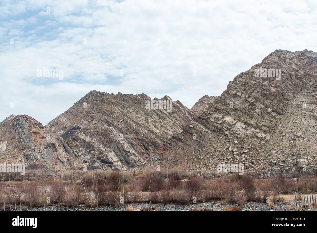 Formation tilt caused by tectonic movement Stock Photo - Alamy
