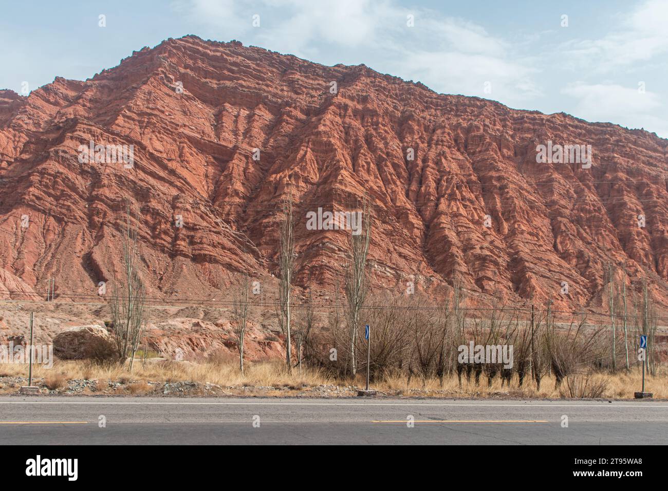 The red quartz sandstone formation standing on the surface Stock Photo ...