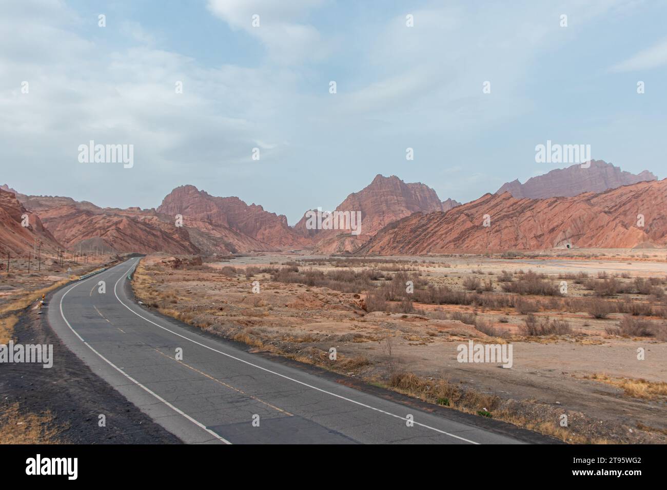 China geological survey hi-res stock photography and images - Alamy
