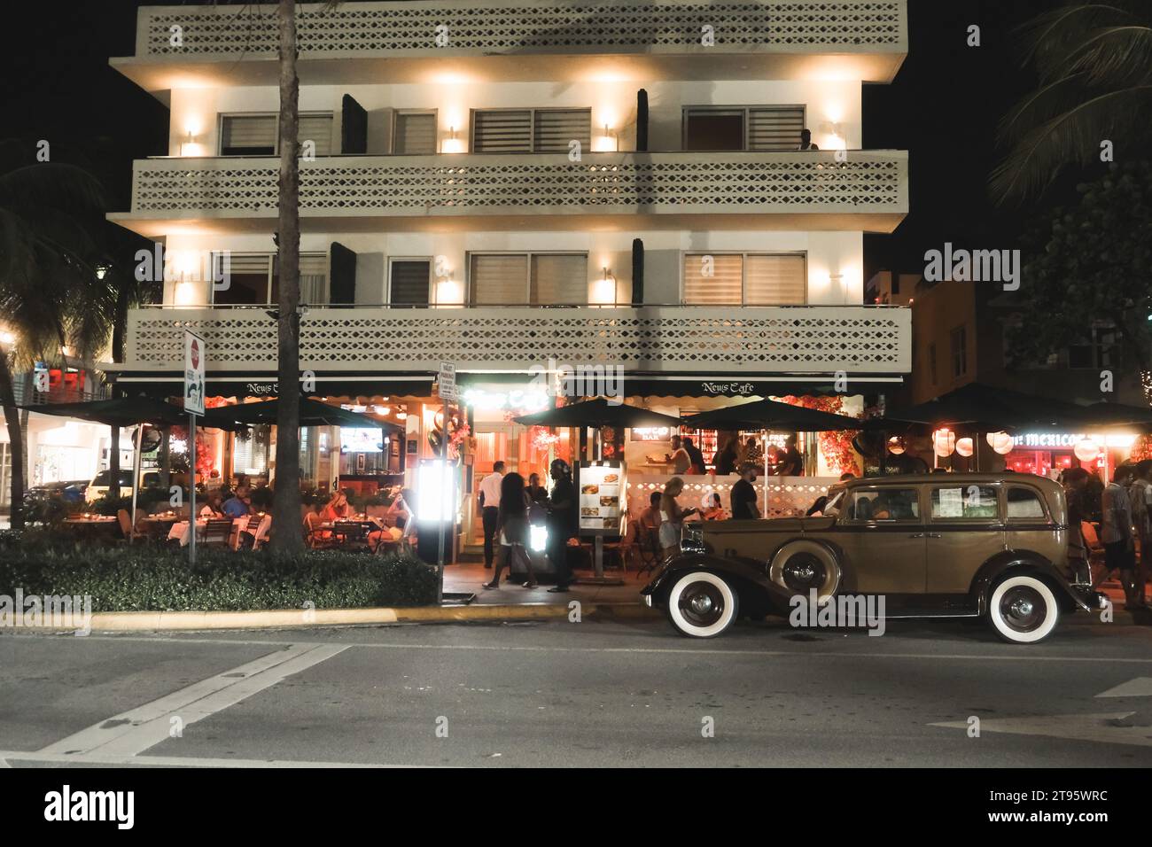 Famous Street In Miami Beach. Ocean Drive is a popular night spot with ...