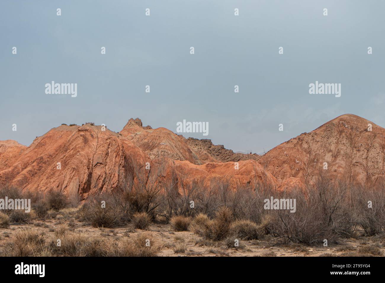 Weathered strata and rocks in the hot and arid desert Stock Photo - Alamy