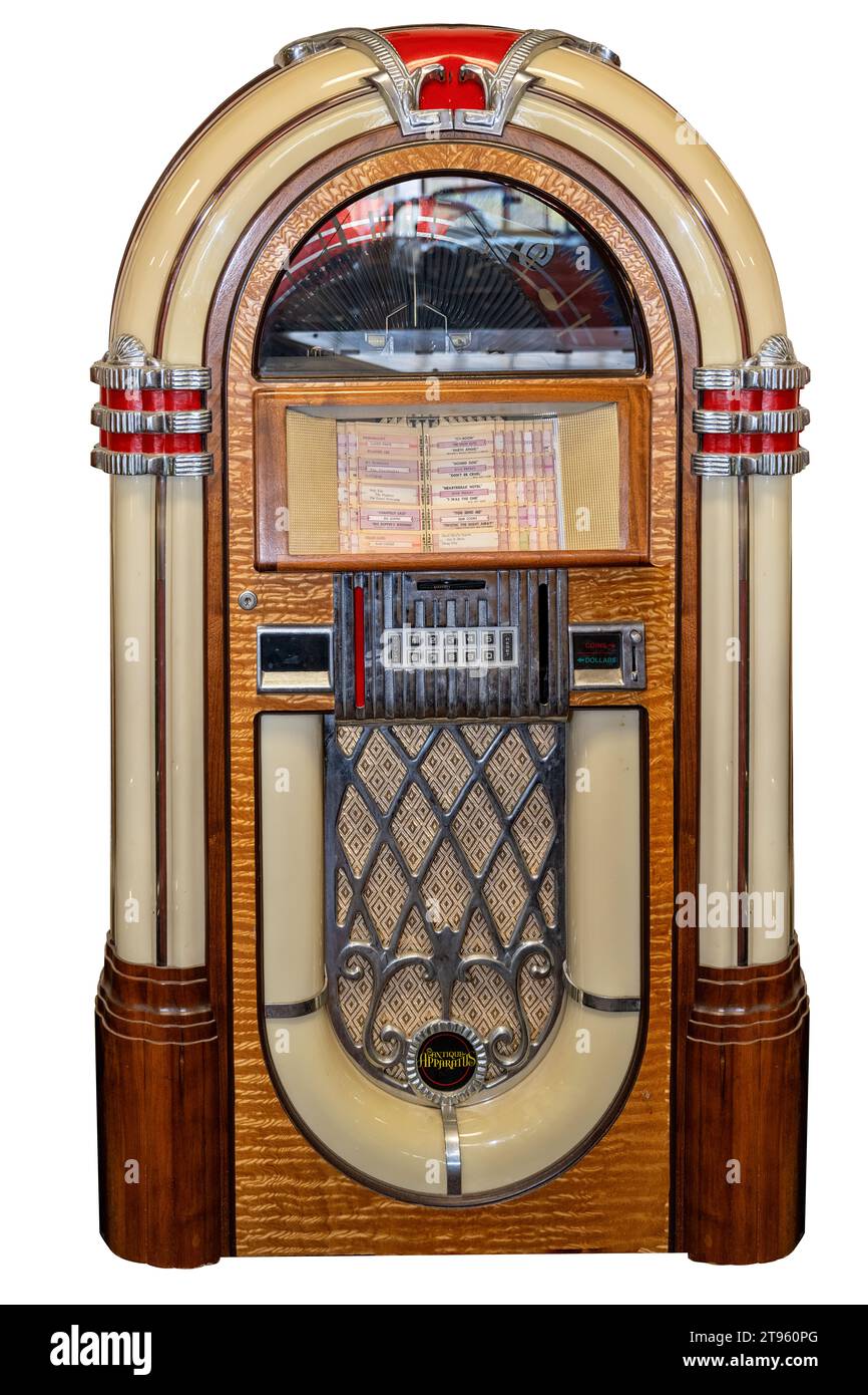 Escondido, CA - 10-30-2023: Retro juke box radio isolated on white ...