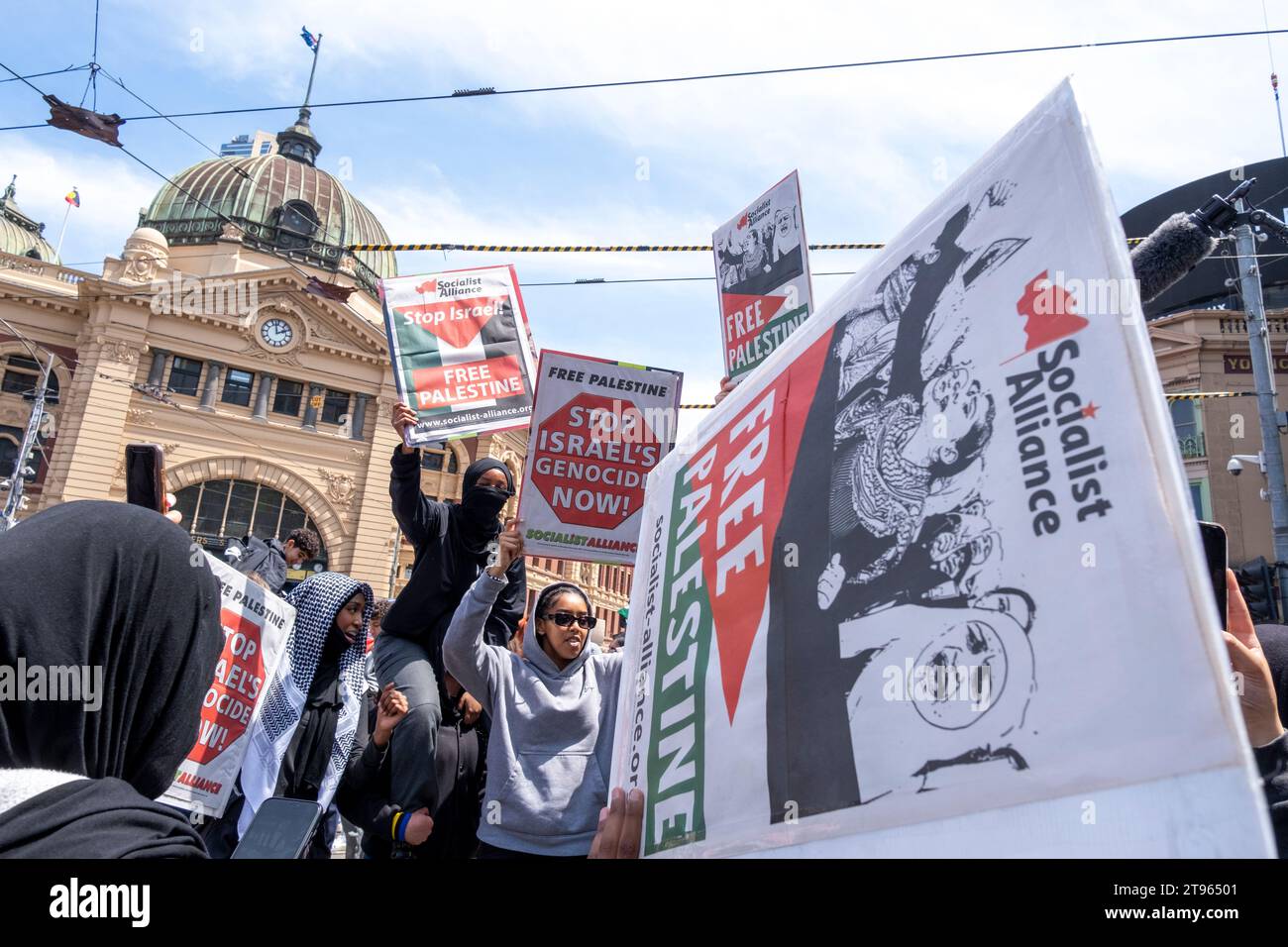 School students rally to support Palestine in Melbourne, Victoria ...