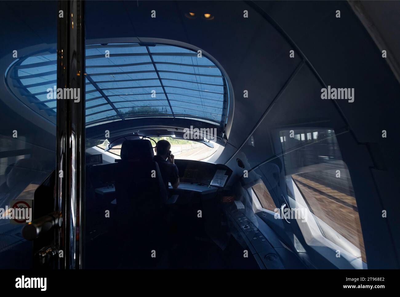 ICE, view through the driver's cab of an ICE onto the tracks, Cologne ...
