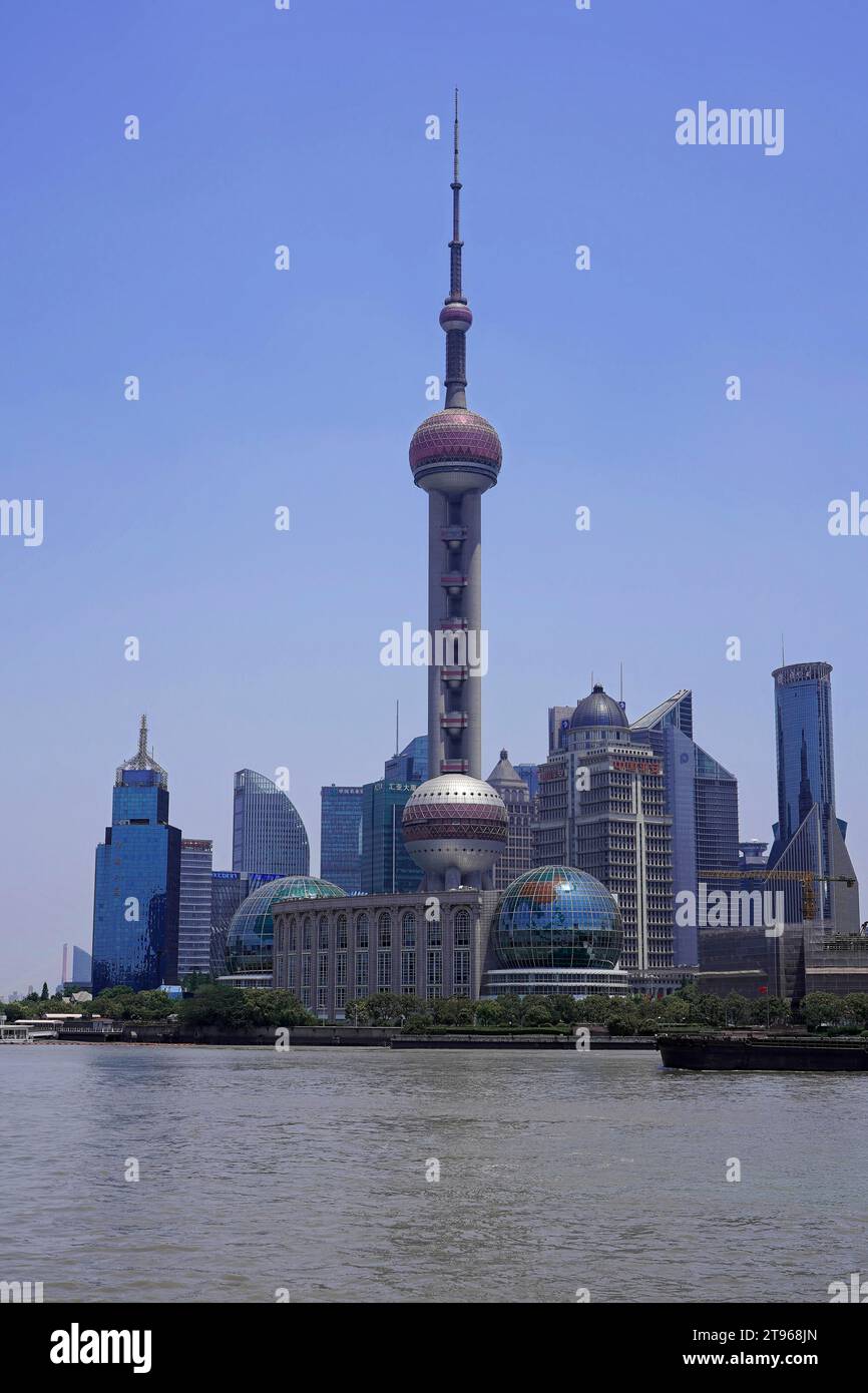 View from The Bund across the Huangpu River to the skyline of the ...