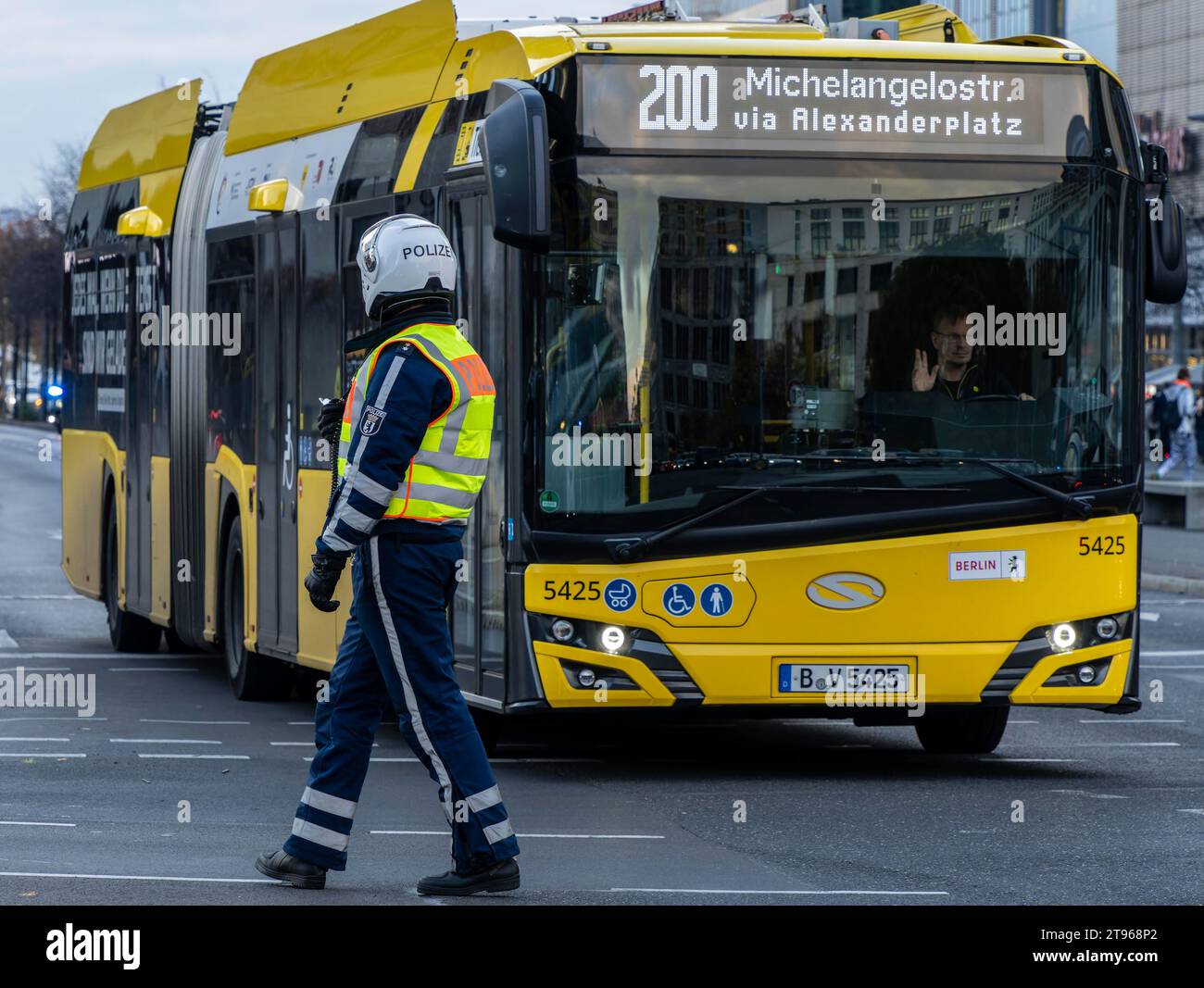 Special operation at Potsdamer Platz, traffic control by police officers of the motorised ...