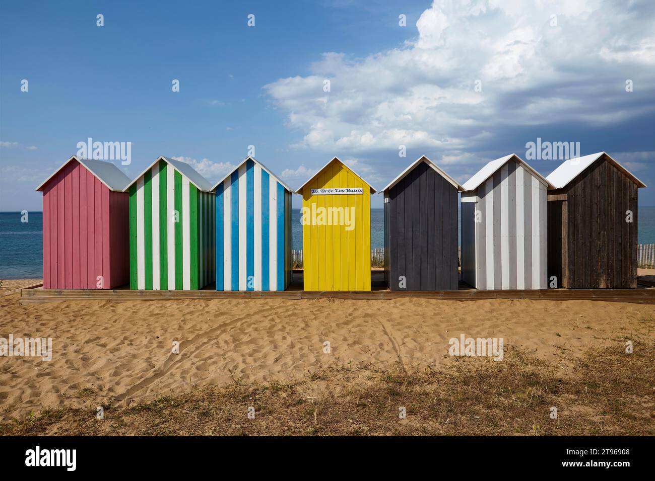 Colourful bathing houses on the beach at La Bree-les-Bains, Ile d ...