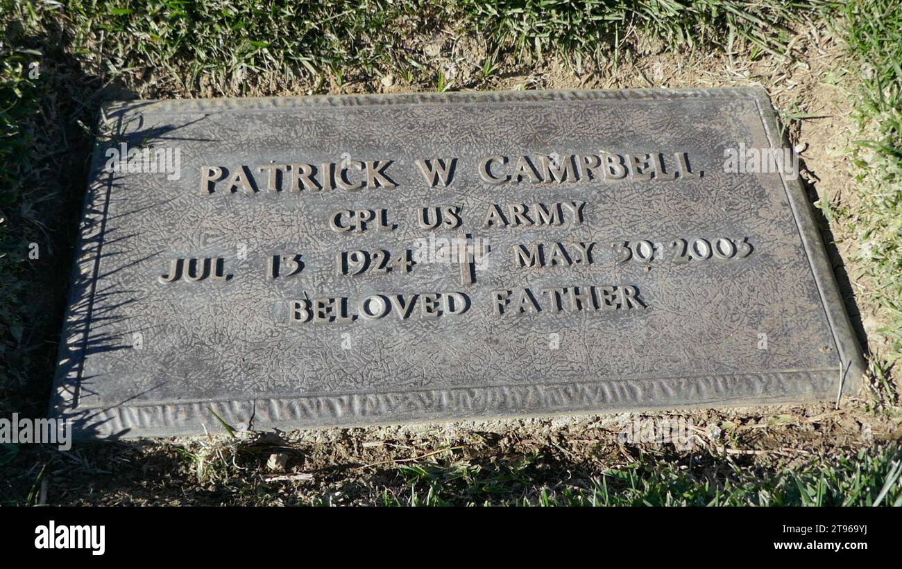 Glendale, California, USA 21st November 2023 Actor Patrick Campbell ...