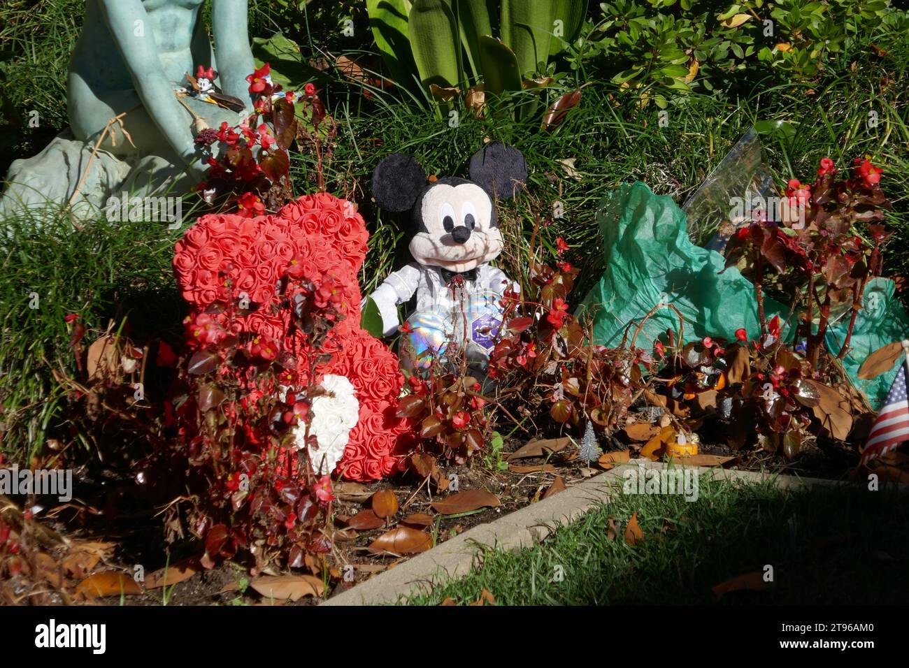 Glendale, California, USA 21st November 2023 Entertainment Magnate, Motion Picture Pioneer, Film ...