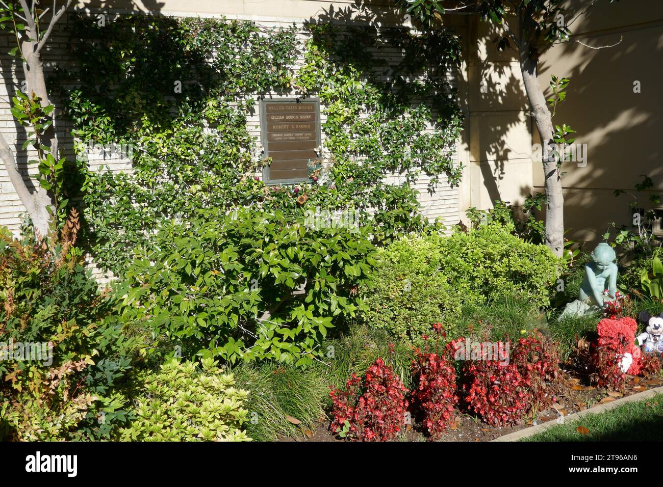 Glendale, California, USA 21st November 2023 Entertainment Magnate, Motion Picture Pioneer, Film ...