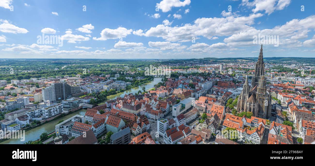 Ulm and Neu-Ulm, the twin city on the Danube in an aerial view Stock ...