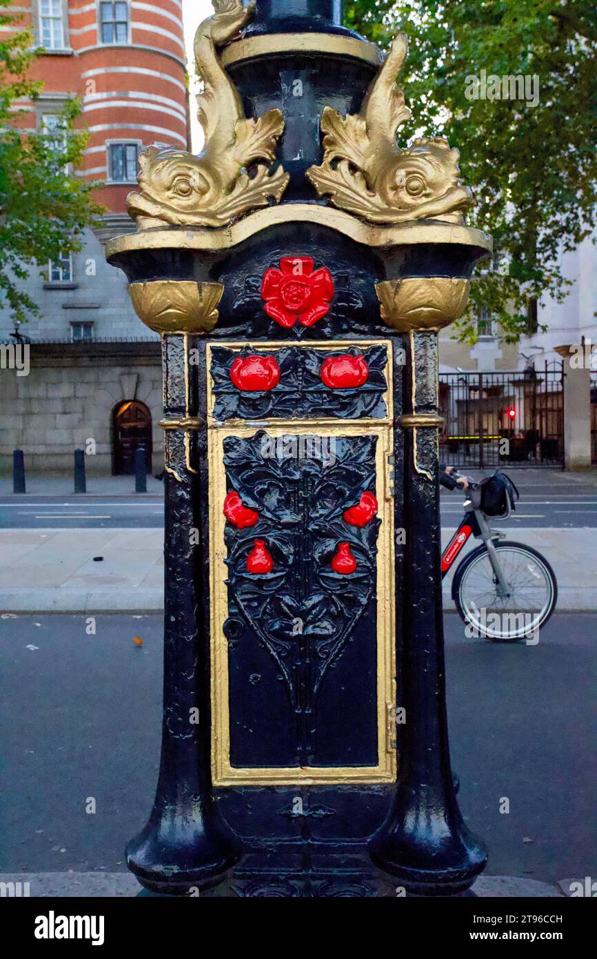 Lamp post on the Victoria Embankment, Westminster, London Stock Photo ...