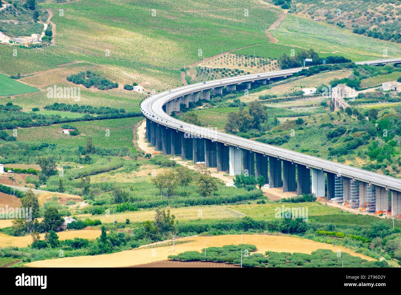 Zig zag route hi-res stock photography and images - Alamy