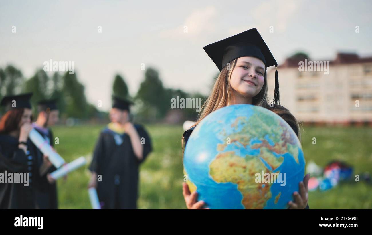 World globe graduation cap diploma hi-res stock photography and images ...