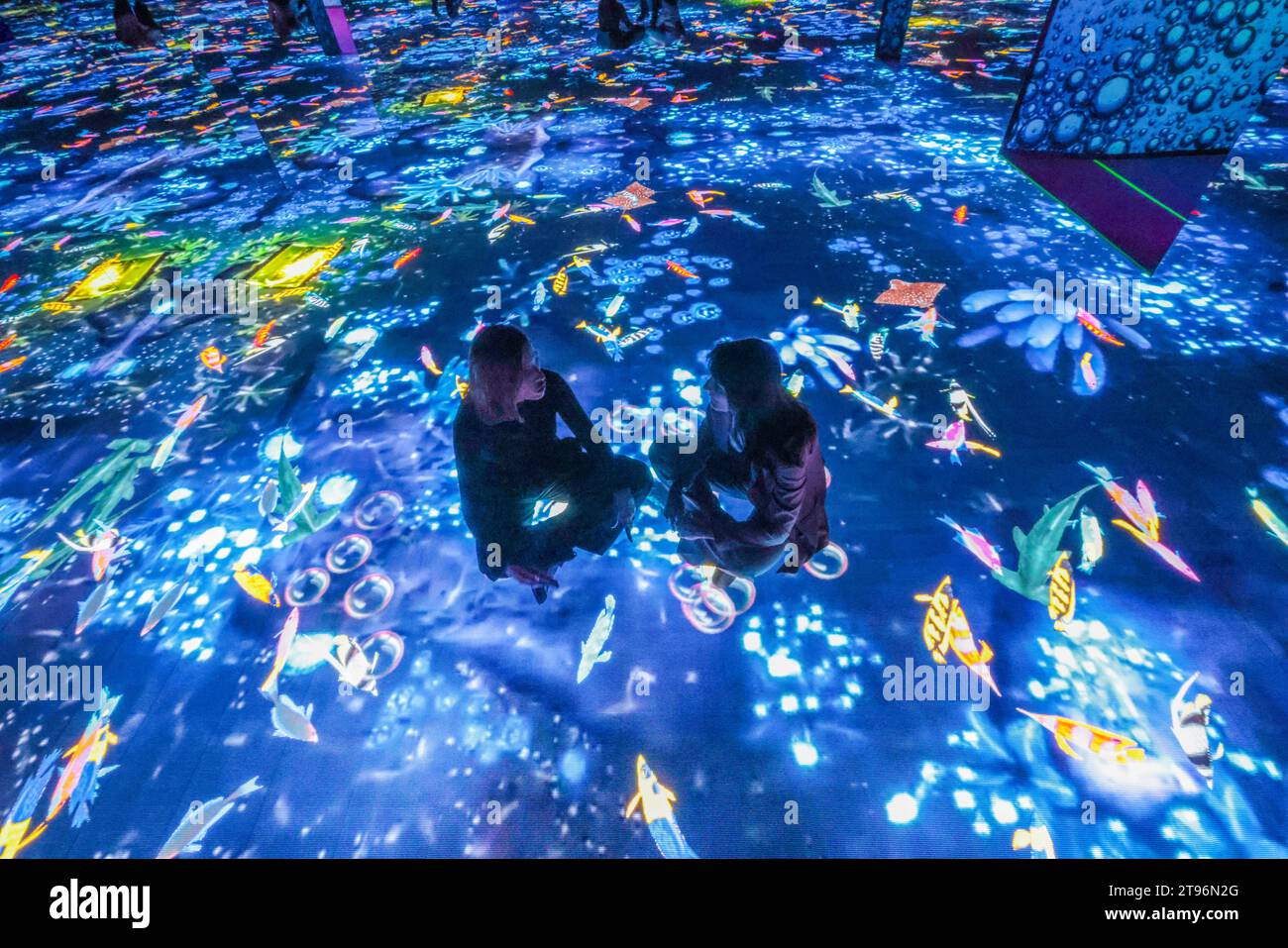 London, UK. 23rd Nov, 2023. In this multi-sensory experience, visitors ...