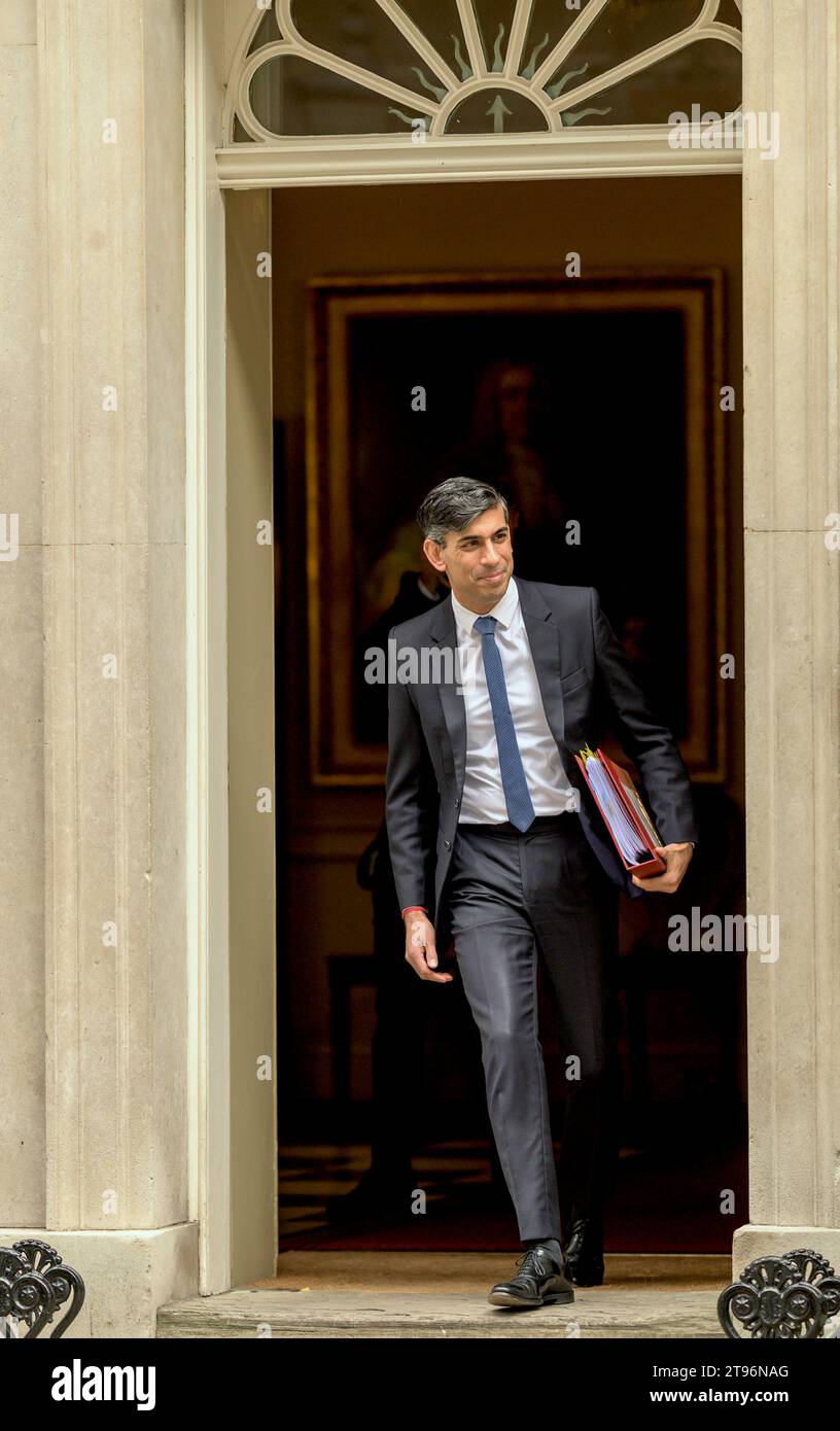 Rishi sunak downing street hi-res stock photography and images - Alamy