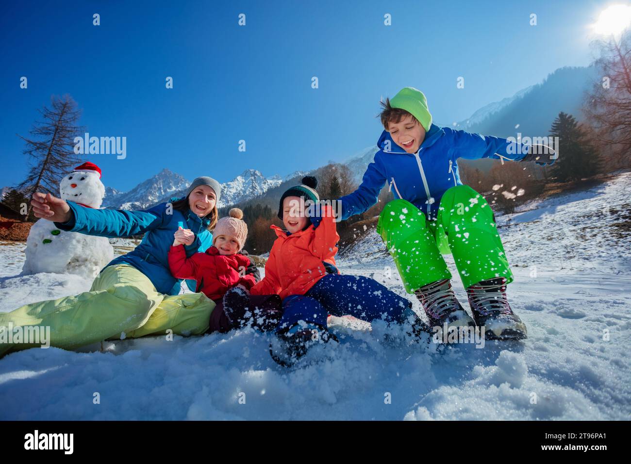 Snowman jumping in winter snowy hi-res stock photography and images - Alamy