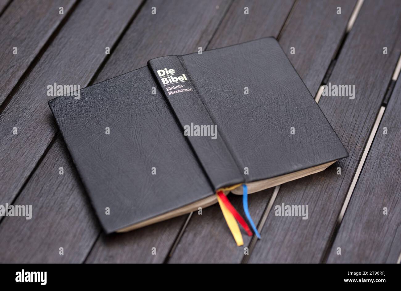 German Bible, deutsche Bibel Stock Photo - Alamy