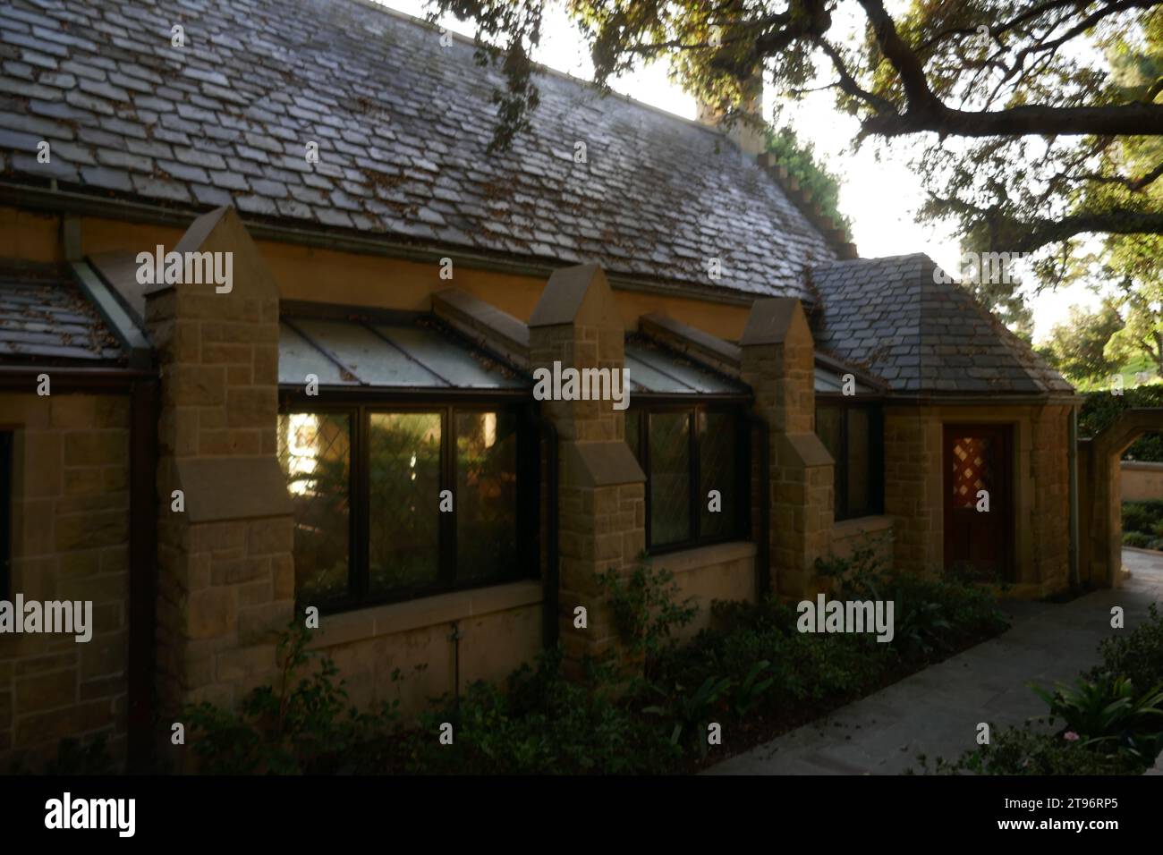 Glendale, California, USA 21st November 2023 Wee Kirk O the Heather ...