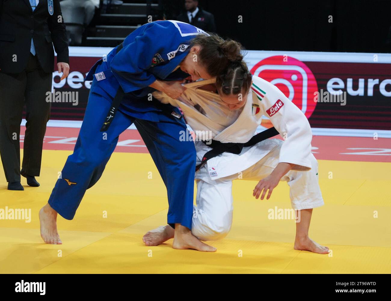 TONIOLO Veronica of Italy and LIBEER Mina of Belgium 1ere Round - 57 KG ...