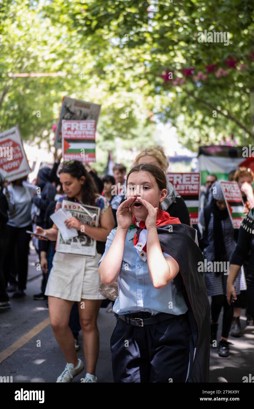 Melbourne, Australia. 23rd Nov, 2023. A student demonstrator chants ...