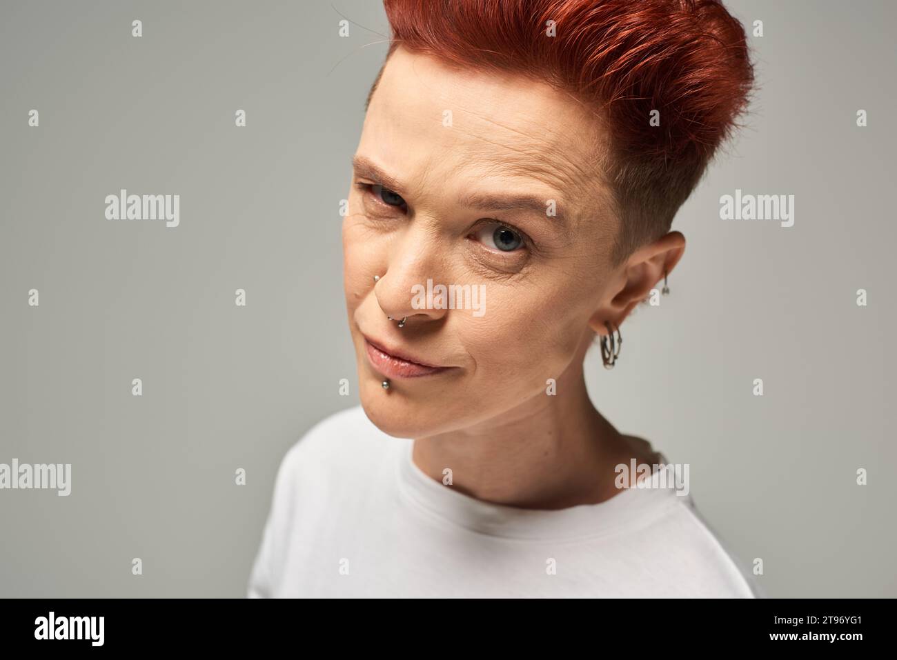 Suspicious person hi-res stock photography and images - Alamy