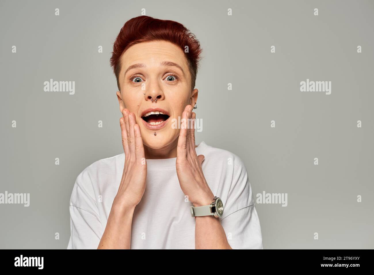 Amazed woman emotions face hi-res stock photography and images - Alamy