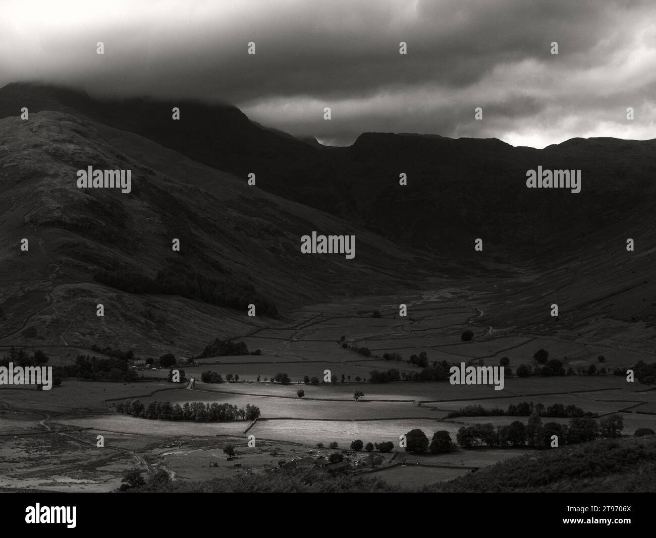 Upper bow lake hi-res stock photography and images - Alamy