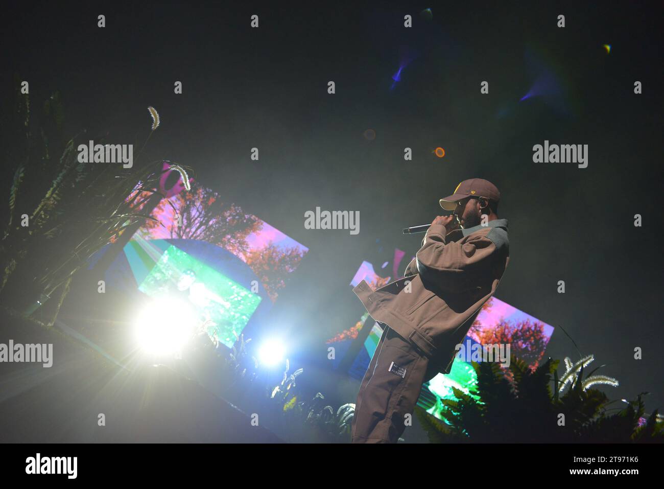 Miami, Florida, USA. 22nd Nov, 2023. 6LACK performs live on stage ...