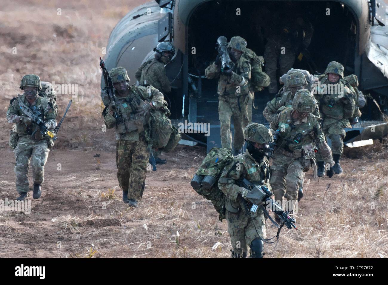 Shikama, Japan. 23rd Nov, 2023. Member of Japan Ground Self-Defense ...