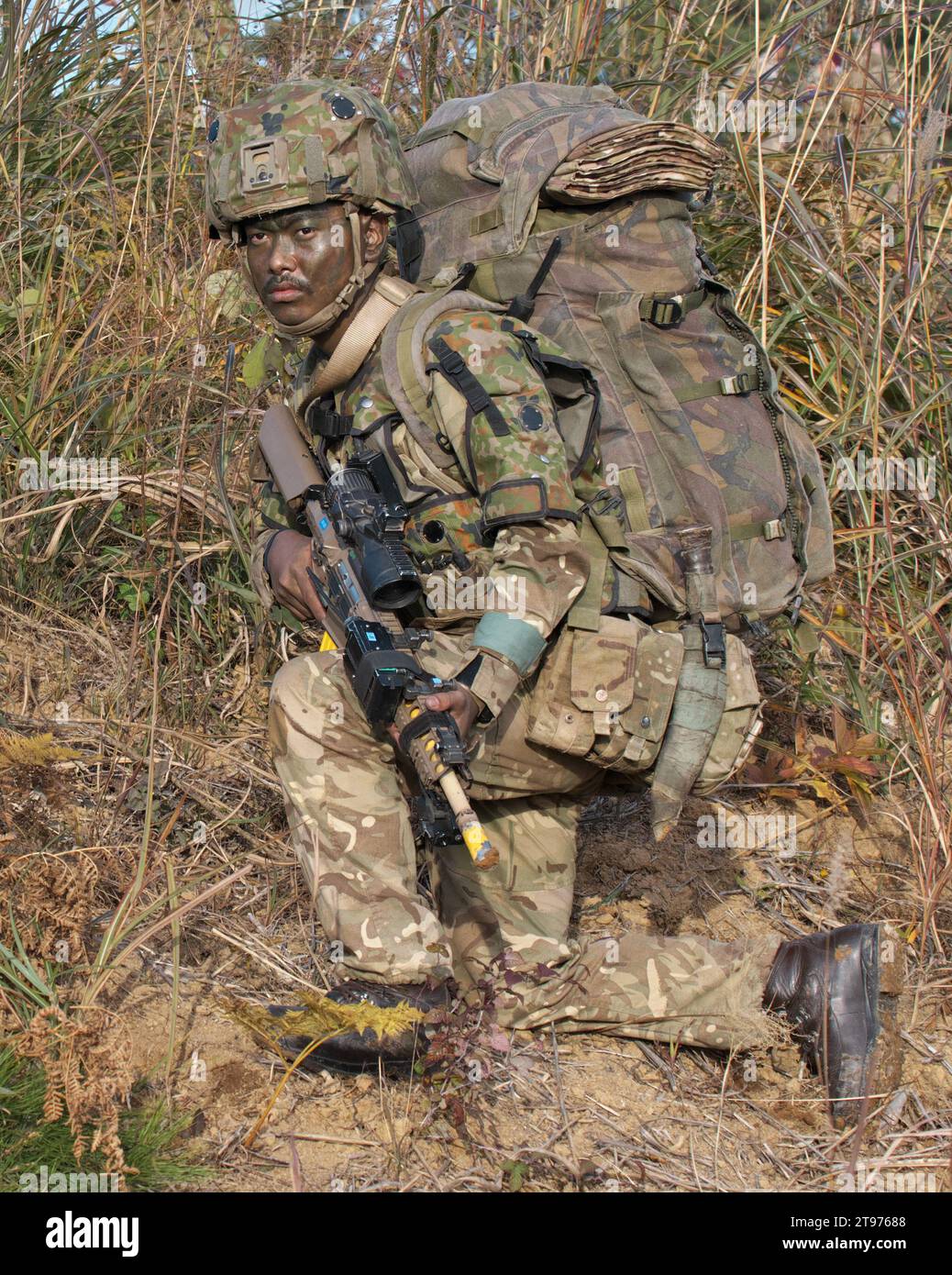 Shikama, Japan. 23rd Nov, 2023. Member of British Army 's 1st Battalion ...