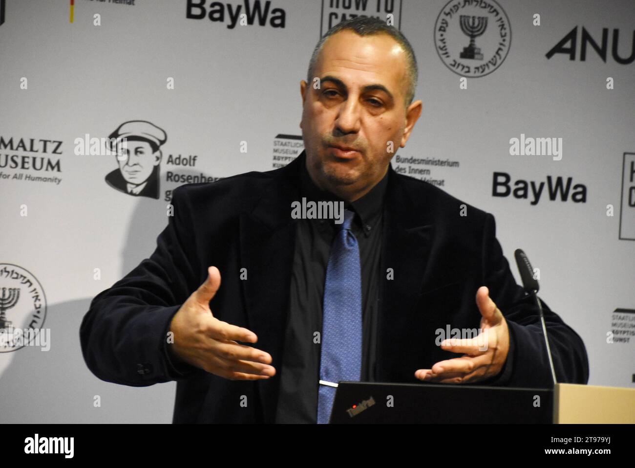 Avner Avraham Kurator und Ehemaliger Agent des Mossad Muenchen 23.11. ...