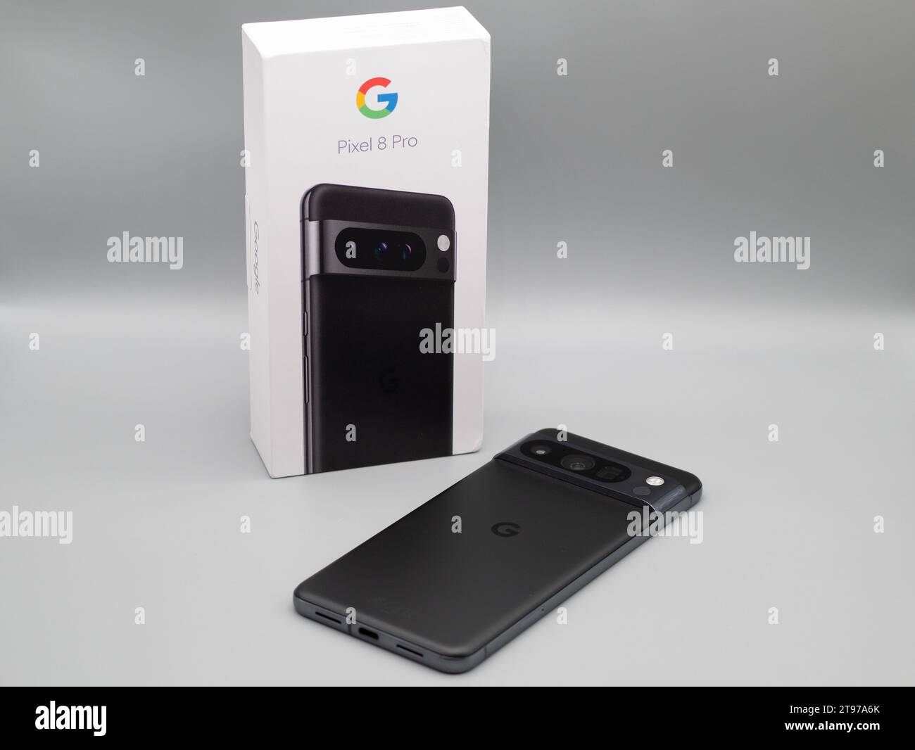 Leeds, UK - November 2023 - Google Pixel 8 Pro Back Obsidian Black ...