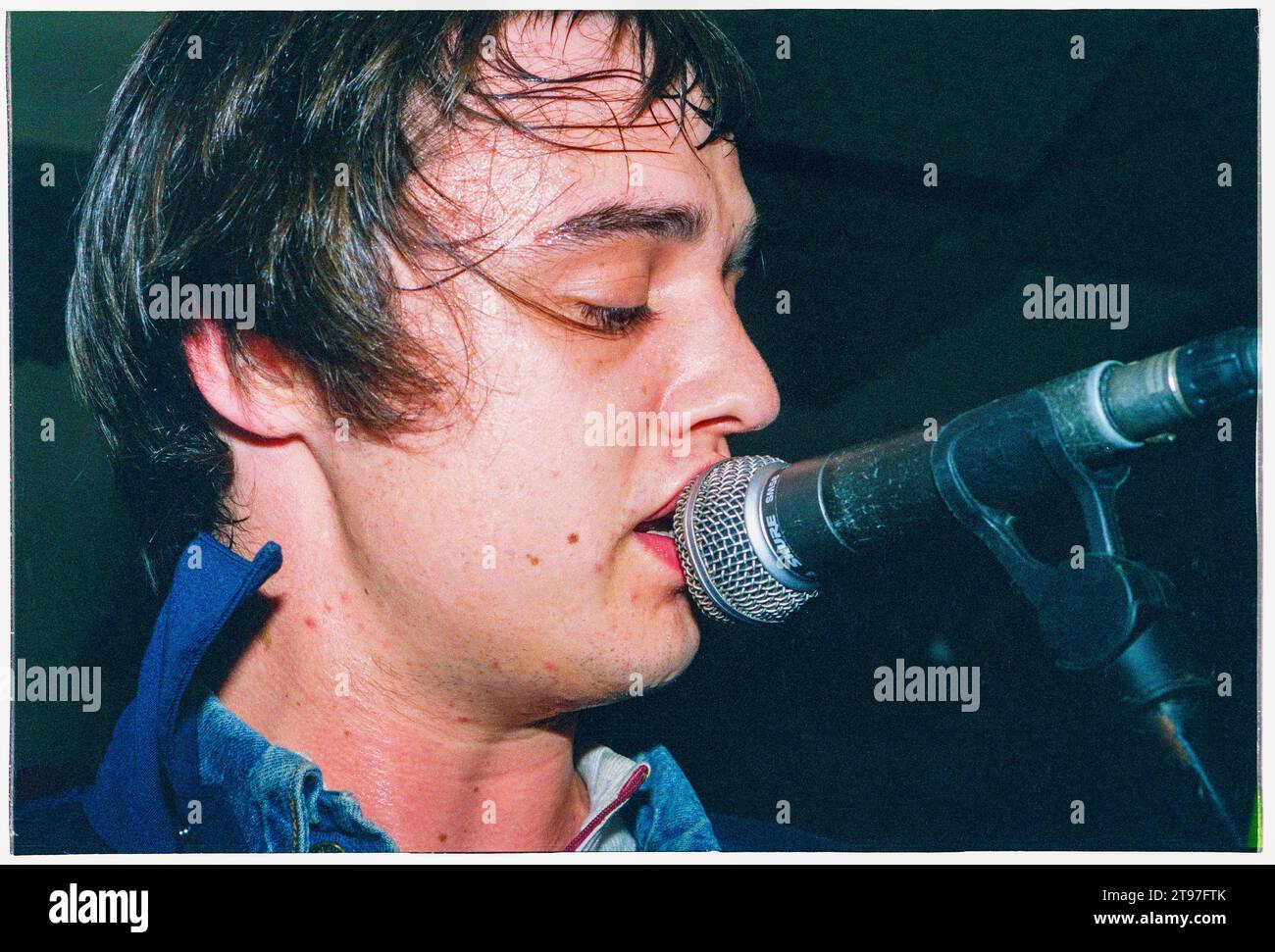 PETE DOHERTY, LIBERTINES, FIRST TOUR, 2002: A very young Pete Doherty ...