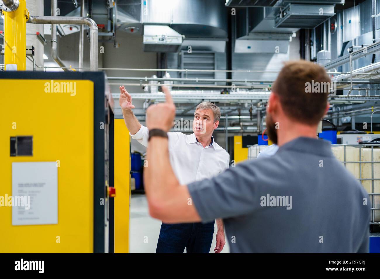 Mature employee hi-res stock photography and images - Alamy