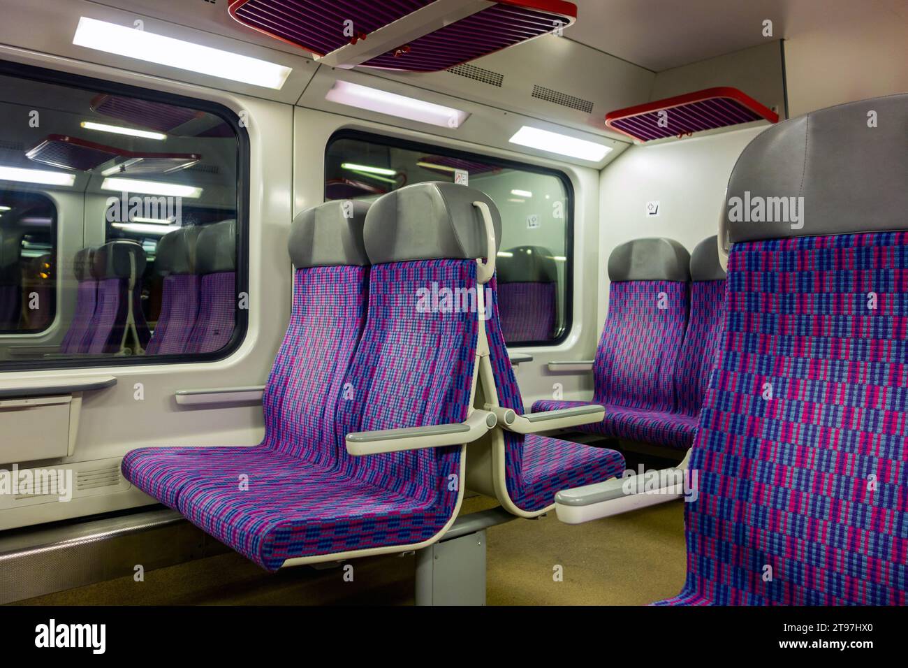 City elefant hi-res stock photography and images - Alamy