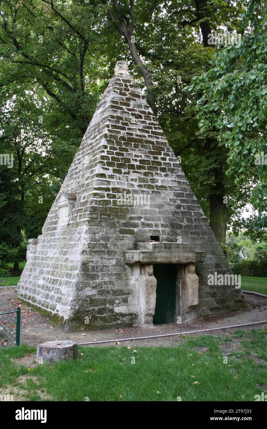 Egyptian Pyramid 1778 by Louis Carrogis De Carmontelle Stock Photo - Alamy