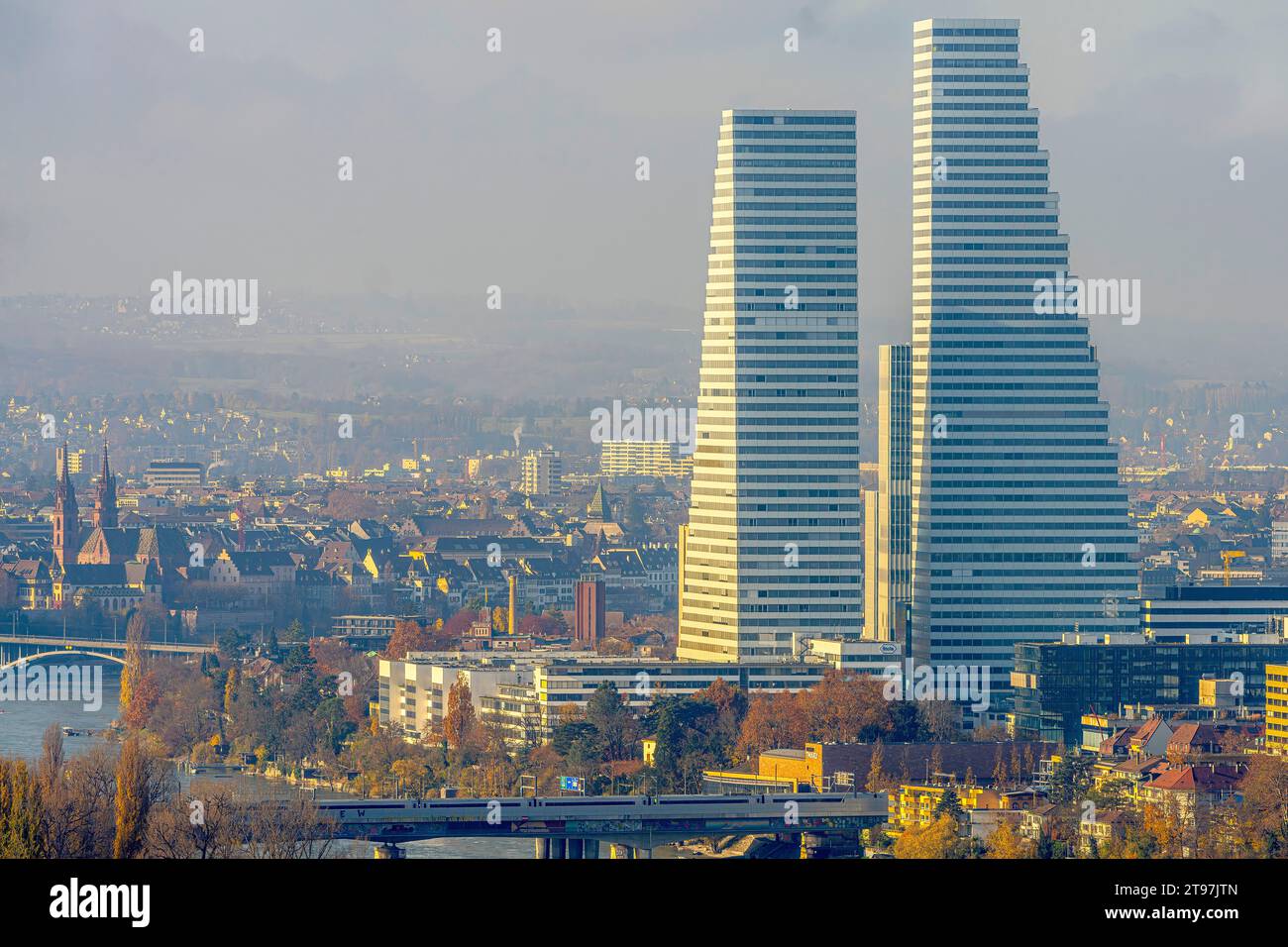 Tallest buildings in switzerland hi-res stock photography and images ...