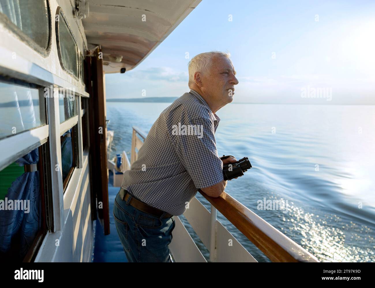 Leaning ship transportation looking away hi-res stock photography and ...