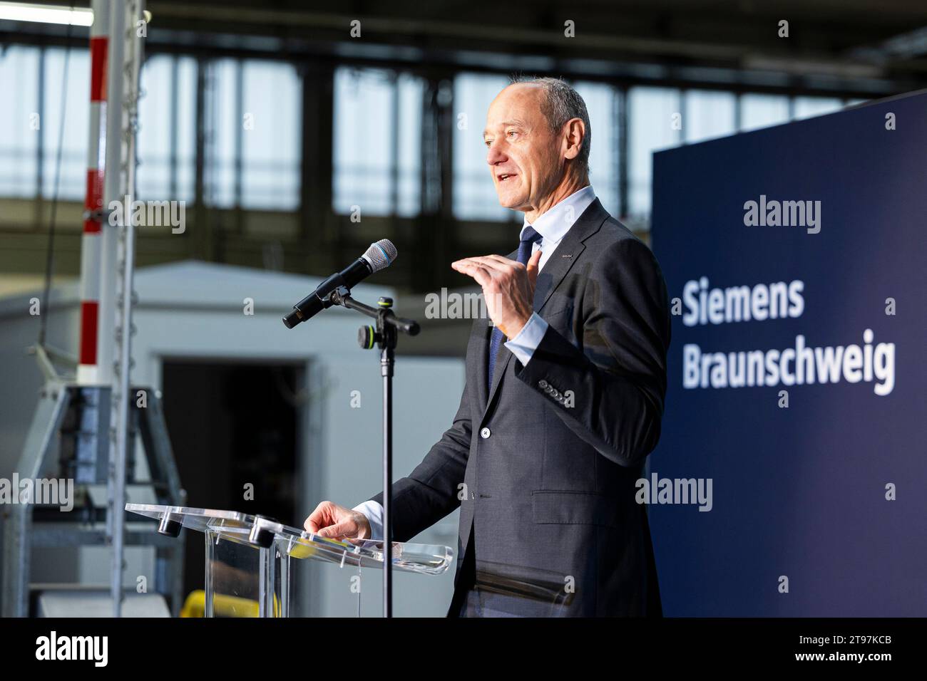 Brunswick, Germany. 23rd Nov, 2023. Roland Busch, CEO of "Siemens AG ...