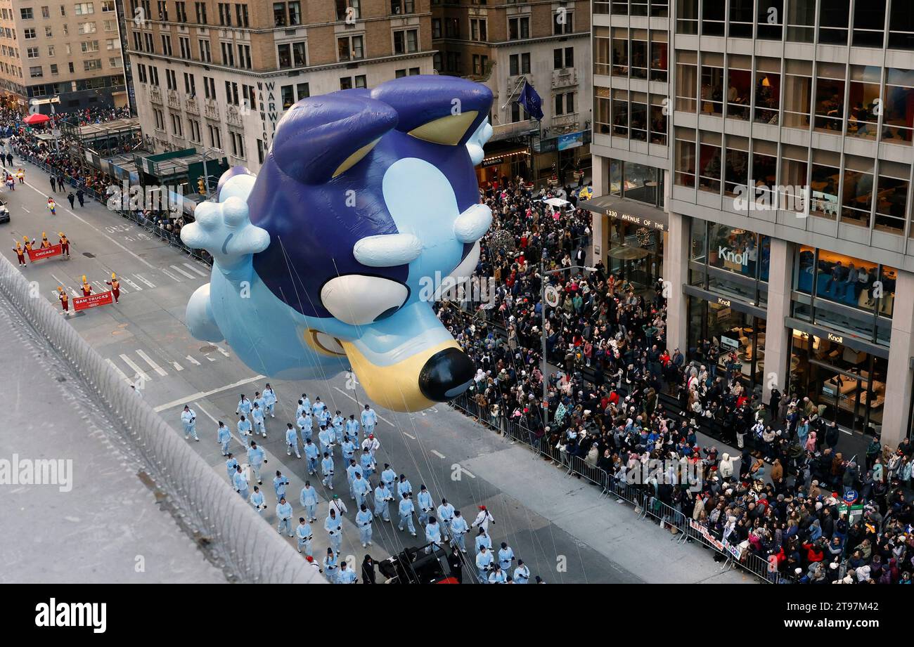 Bluey balloon hi-res stock photography and images - Alamy