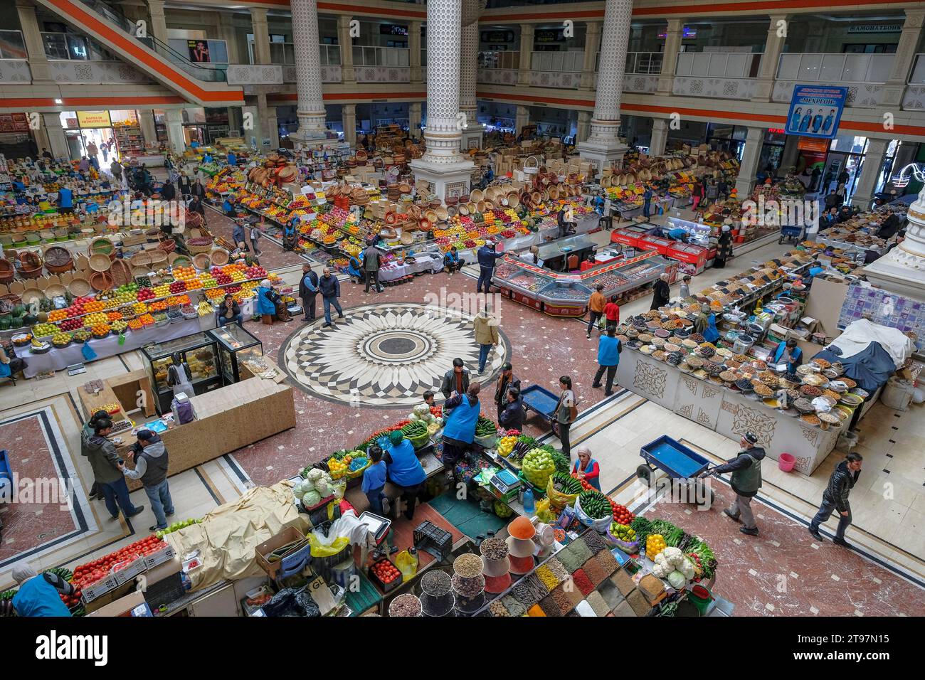 Central market main facade hi-res stock photography and images - Alamy