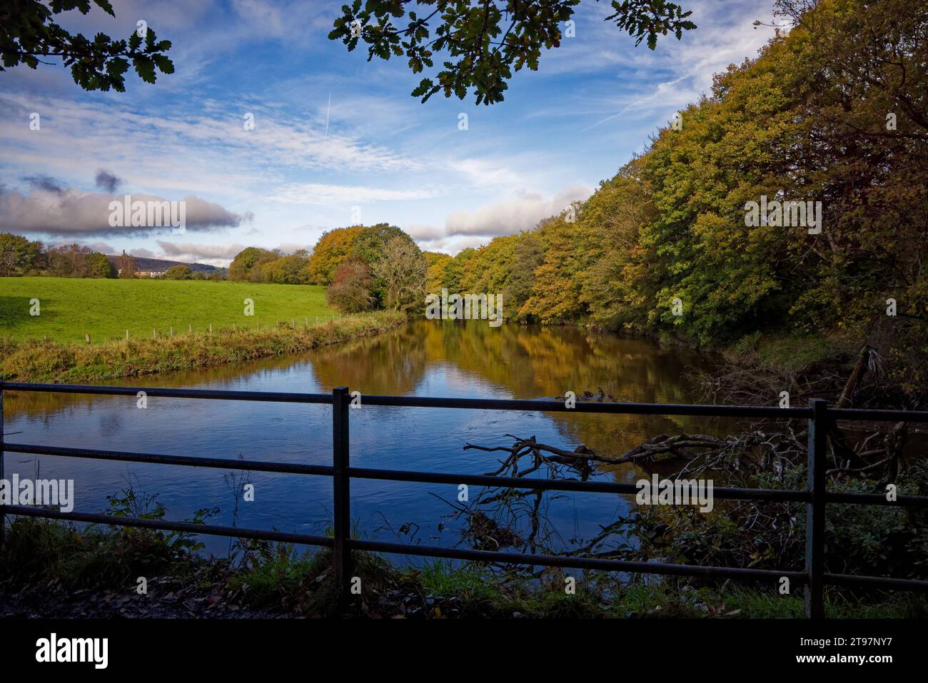 The River Irwell at Burrs Country Park, Bury, Greater Manchester Stock ...