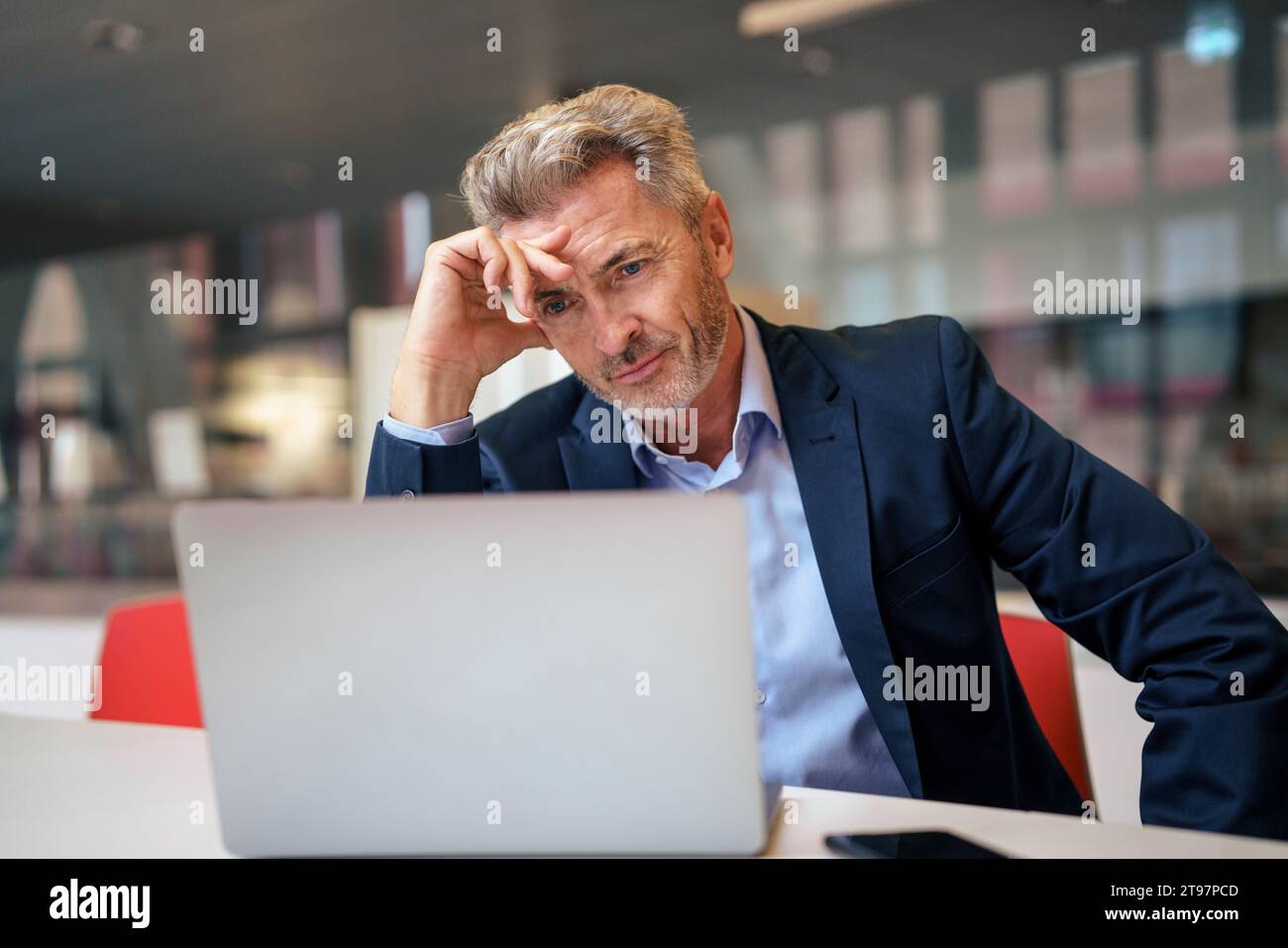 Stressed businessman laptop office hi-res stock photography and images ...