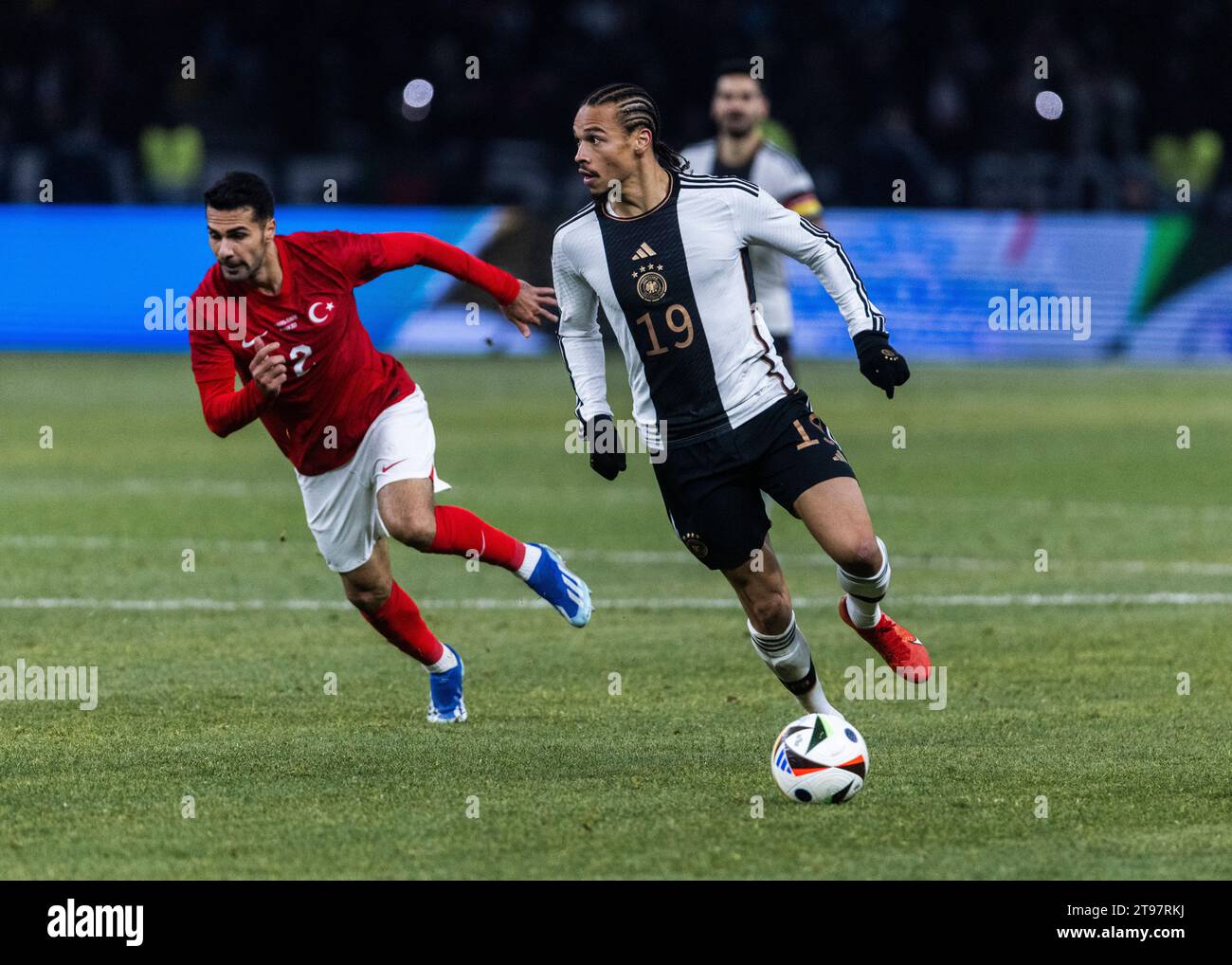 Berlin, Olympiastadion, 18.11.23: Zeki Celik of turkey challenges Leroy ...