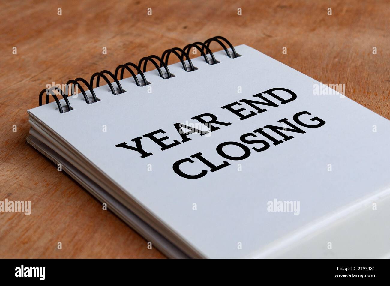 Year end closing text on white notepad. Year end closing concept Stock ...